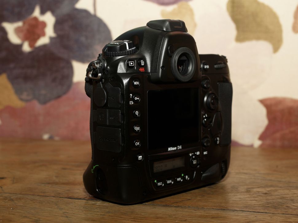 Nikon D4 review | TechRadar