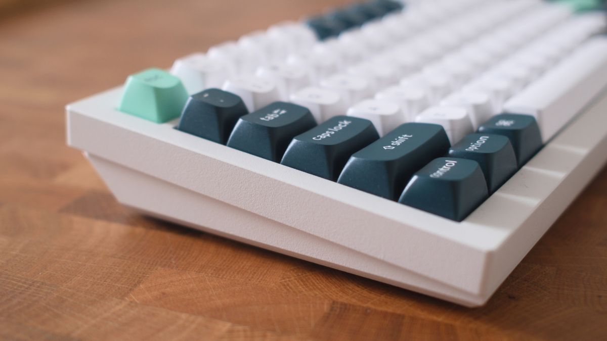 The Keychron Q1 HE is an incredibly versatile mechanical keyboard that ...