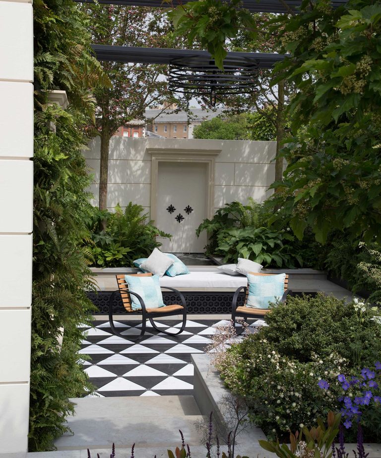 Paved backyard ideas: 10 inspiring looks | Homes and Gardens