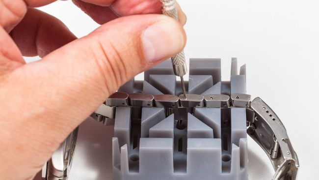 How to remove a link from a watch in 10 easy steps | Tom's Guide