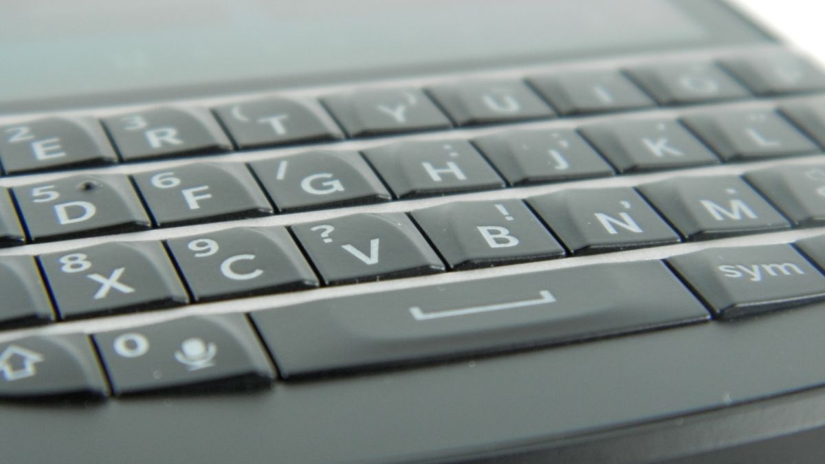 Keyboard - BlackBerry Q10 review - Page 5 | TechRadar