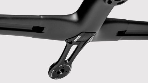 Enve's new all-road cockpit launches, yours for a cool $1,200 / £1,300 ...