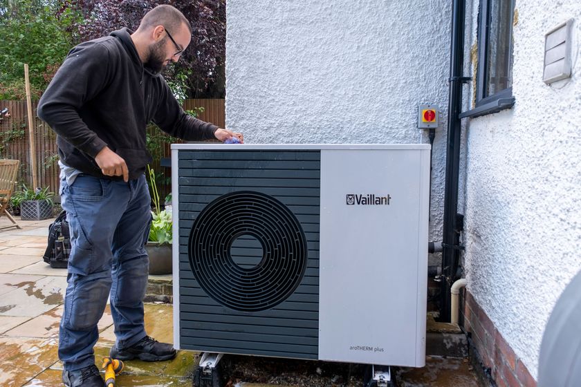 Cosy Octopus: Octopus Energy is offering free heat pumps for homes with ...