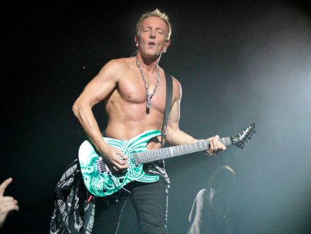 Video: Def Leppard's Phil Collen plays his fave riffs! | MusicRadar