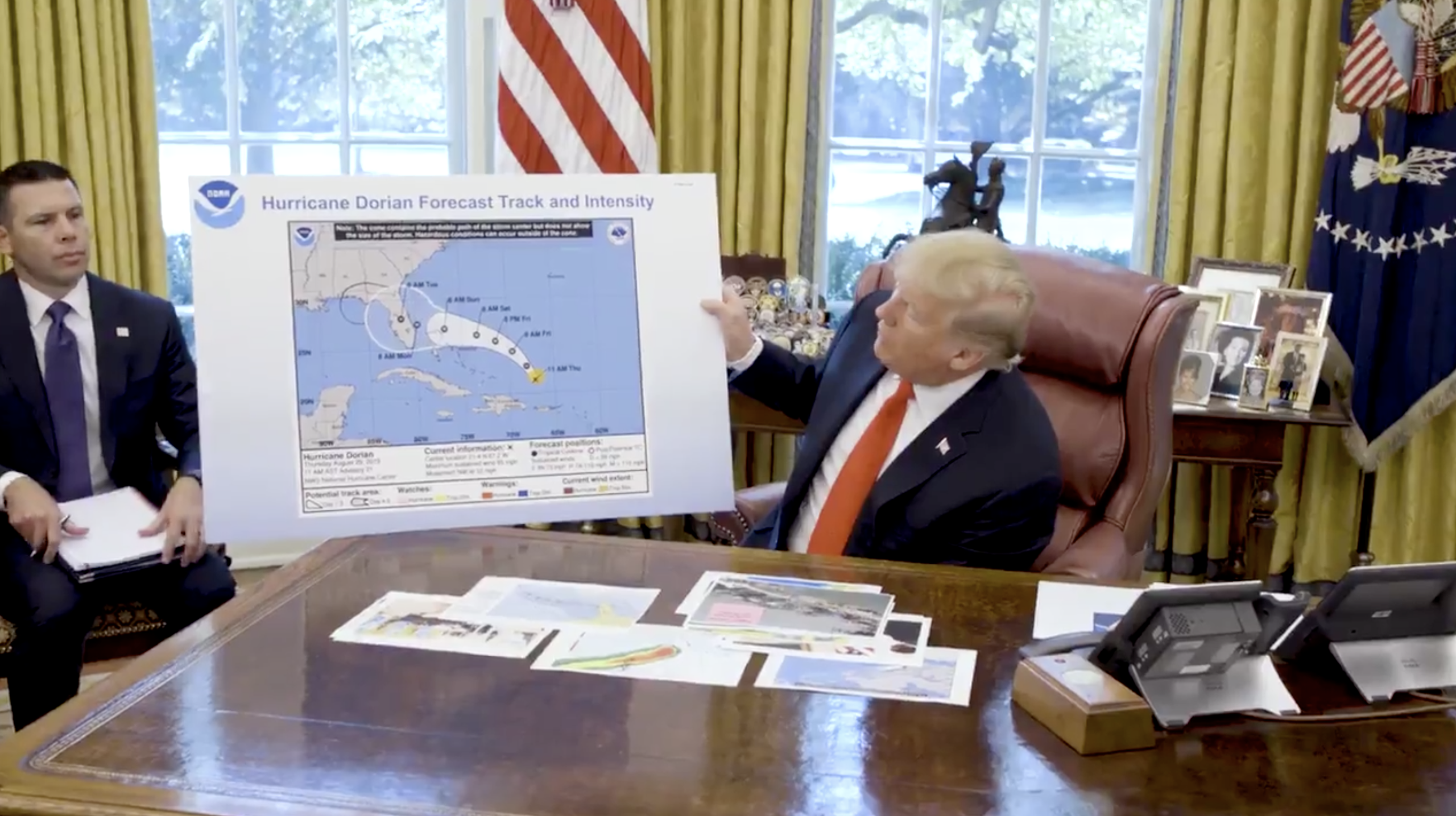 It sure looks like Trump drew on an official weather map to make ...