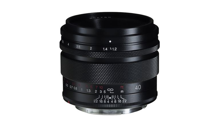 Canon gets new fast 40mm f/1.2 lens with Voigtländer's second RF mount ...