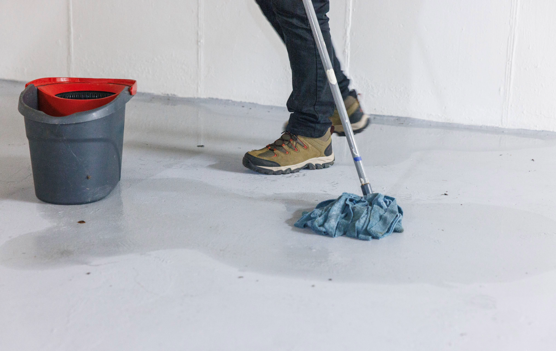 How to stop your garage from flooding with a simple DIY fix | Homebuilding