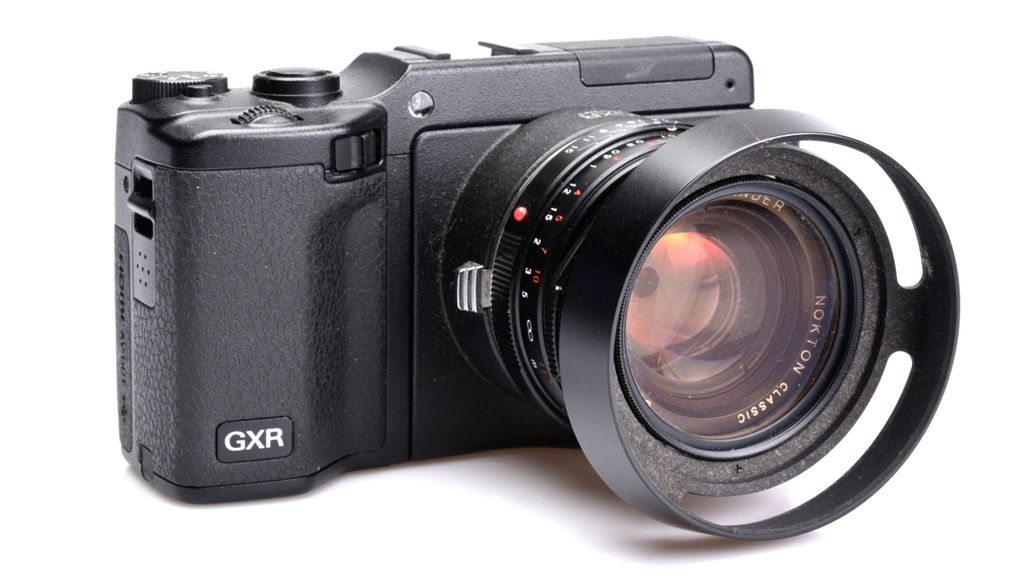 Ricoh GXR – the whacky mirrorless camera with its interchangeble sensor ...