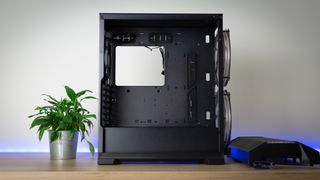 Lian Li Lancool 215 Review: Lian Li’s Most Mainstream Case | Tom's Hardware