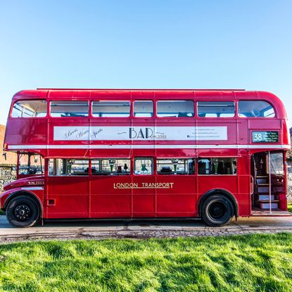 Man transforms London Routemaster bus into a mobile bar | Ideal Home