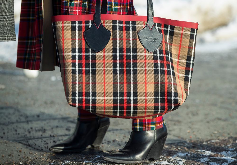 This Burberry tote bag is trending, thanks to Succession | Marie Claire UK