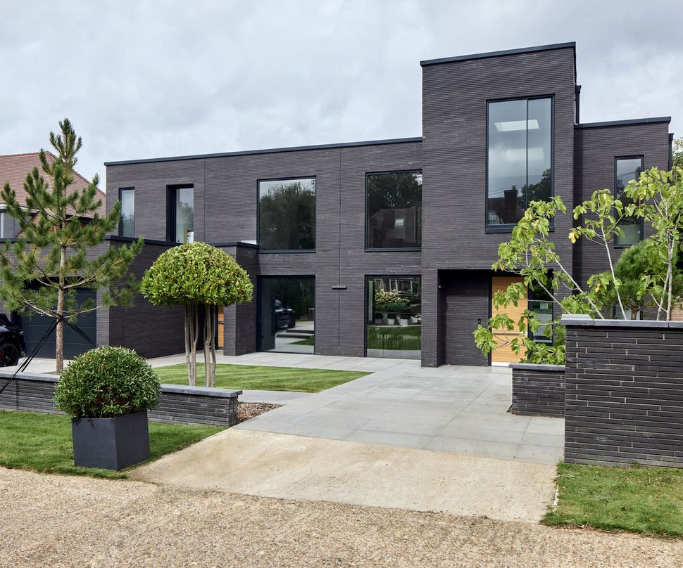 8 considerations when turning a front garden into a driveway | Homebuilding