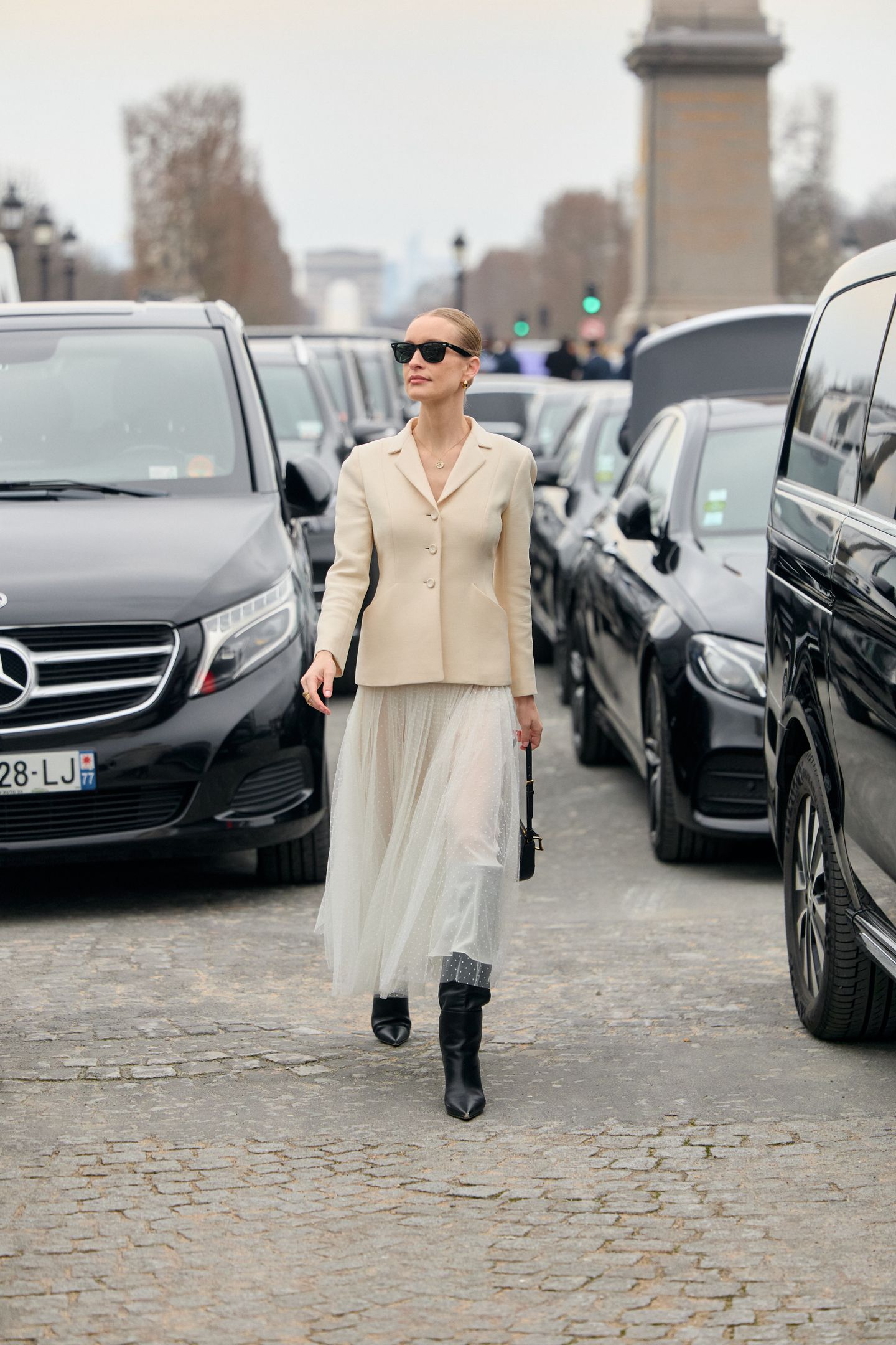 10 Street Style Trends Taking Over the French Capital This Spring | Who ...