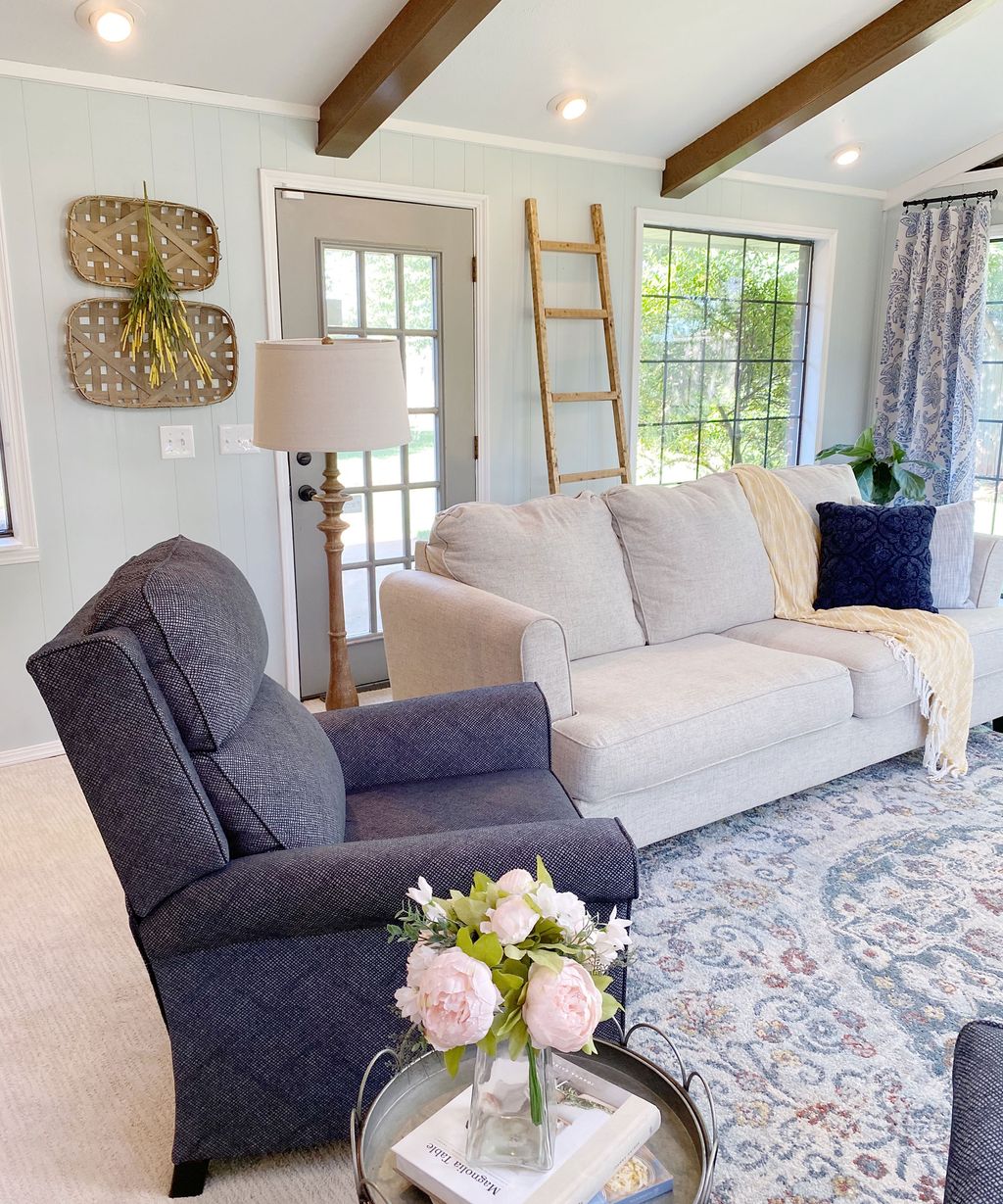 No-demo living room reno – dated space becomes farmhouse chic | Real Homes