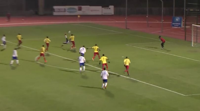 French third division match delivers two absolutely unbelievable goals ...