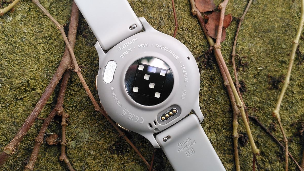Garmin Venu 3 review: a perfect balance between sports watch and ...
