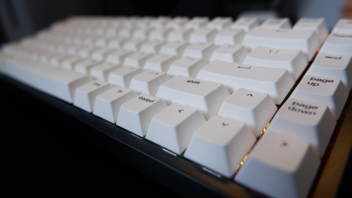 Vissles V84 wireless mechanical keyboard review: oh-so cheap and oh-so ...