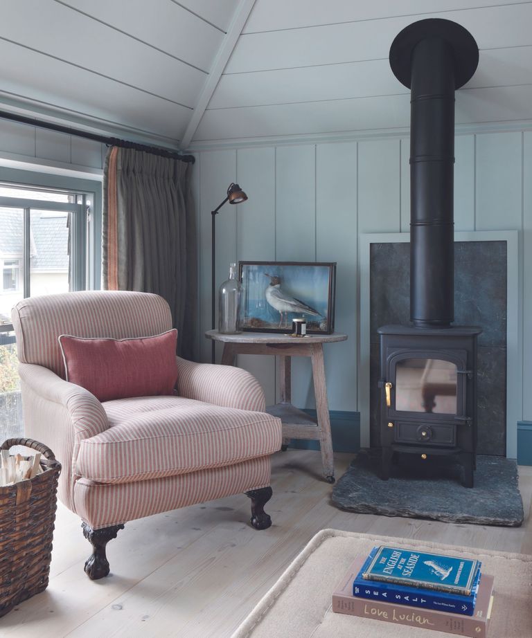 This fisherman's cottage shows how coastal style should really be done ...