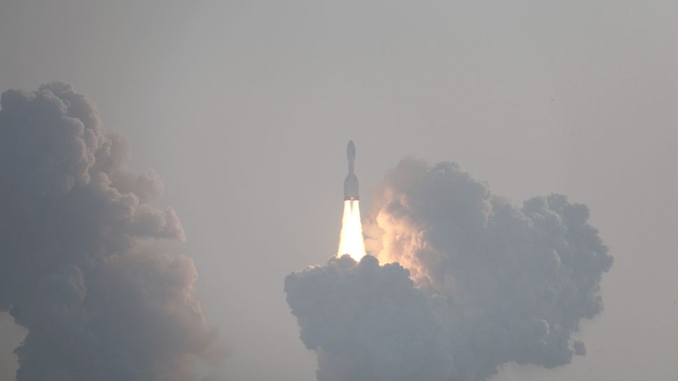 China's record-breaking Gravity-1 rocket aces amazing debut launch from ...