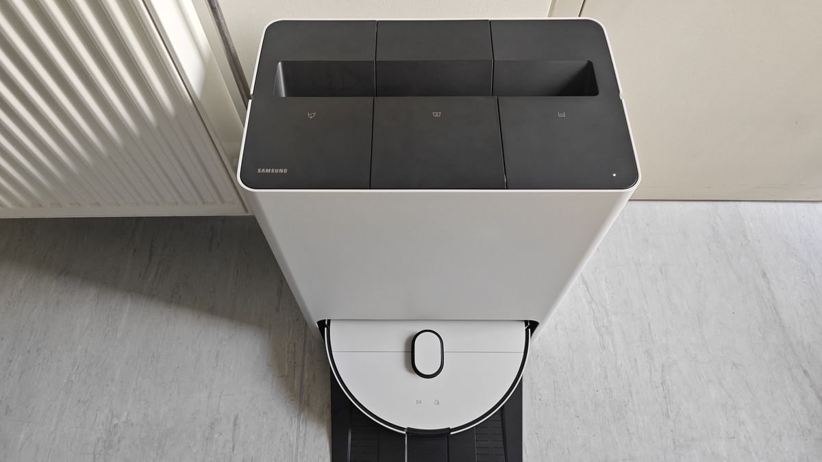 Samsung Jet Bot Combo AI Steam+ review | TechRadar