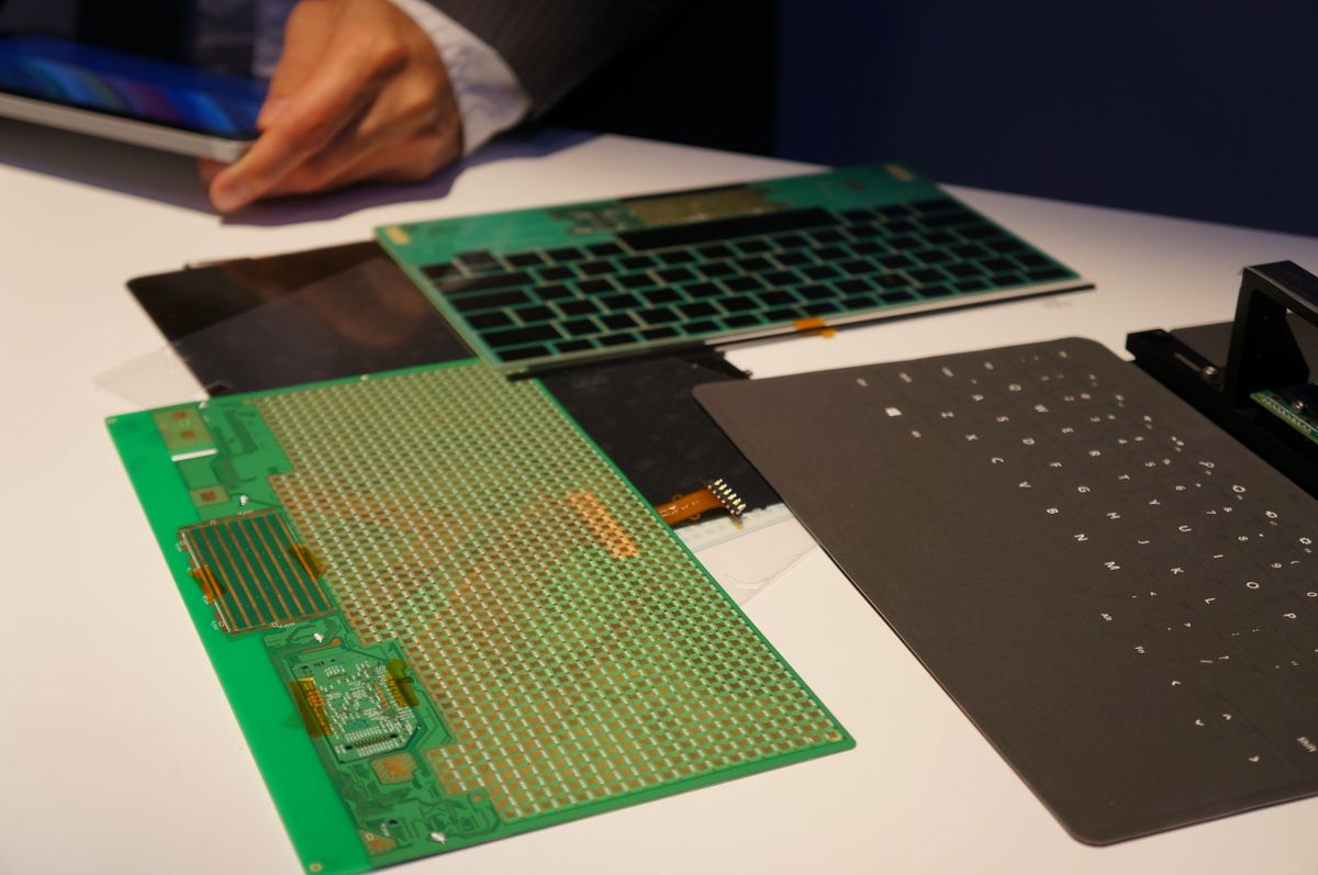 Surface Touch Cover 2: Thinner and Sensitive Under Pressure | Tom's ...