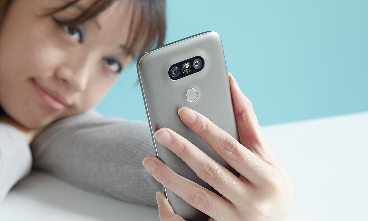 LG G5 Review: A Bold Bet on the Future of Phones | Tom's Guide