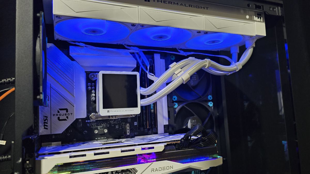 Thermalright Grand Vision 360 Review: It’s not a competition, it is a ...