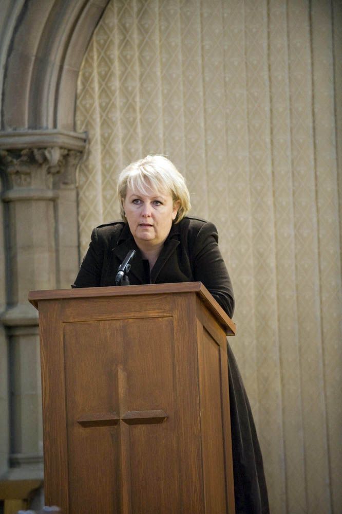 Colin dies suddenly | Episode | Coronation Street | What's on TV | What ...