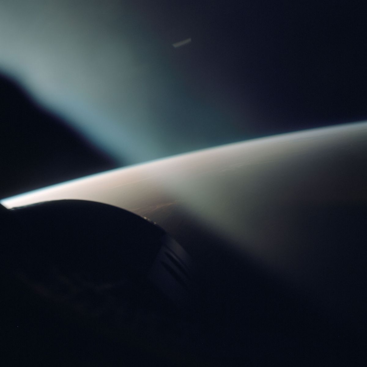 Gemini 3 in Photos: The 1st Crewed Flight of NASA's 2-Person Spaceship ...