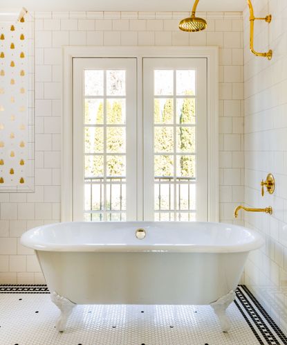 10 white small bathroom ideas that will perk up your space | Real Homes