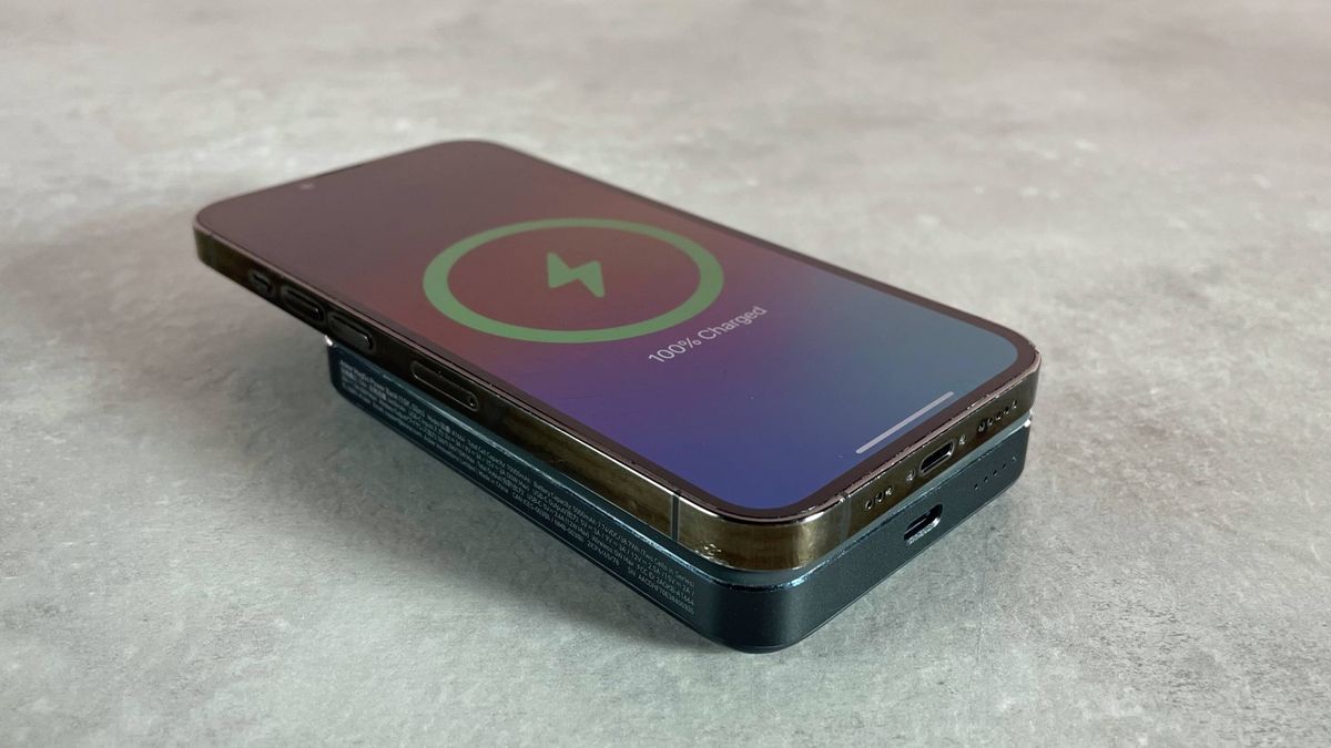Anker MagGo Power Bank (10K, Slim) review: the fastest MagSafe power ...