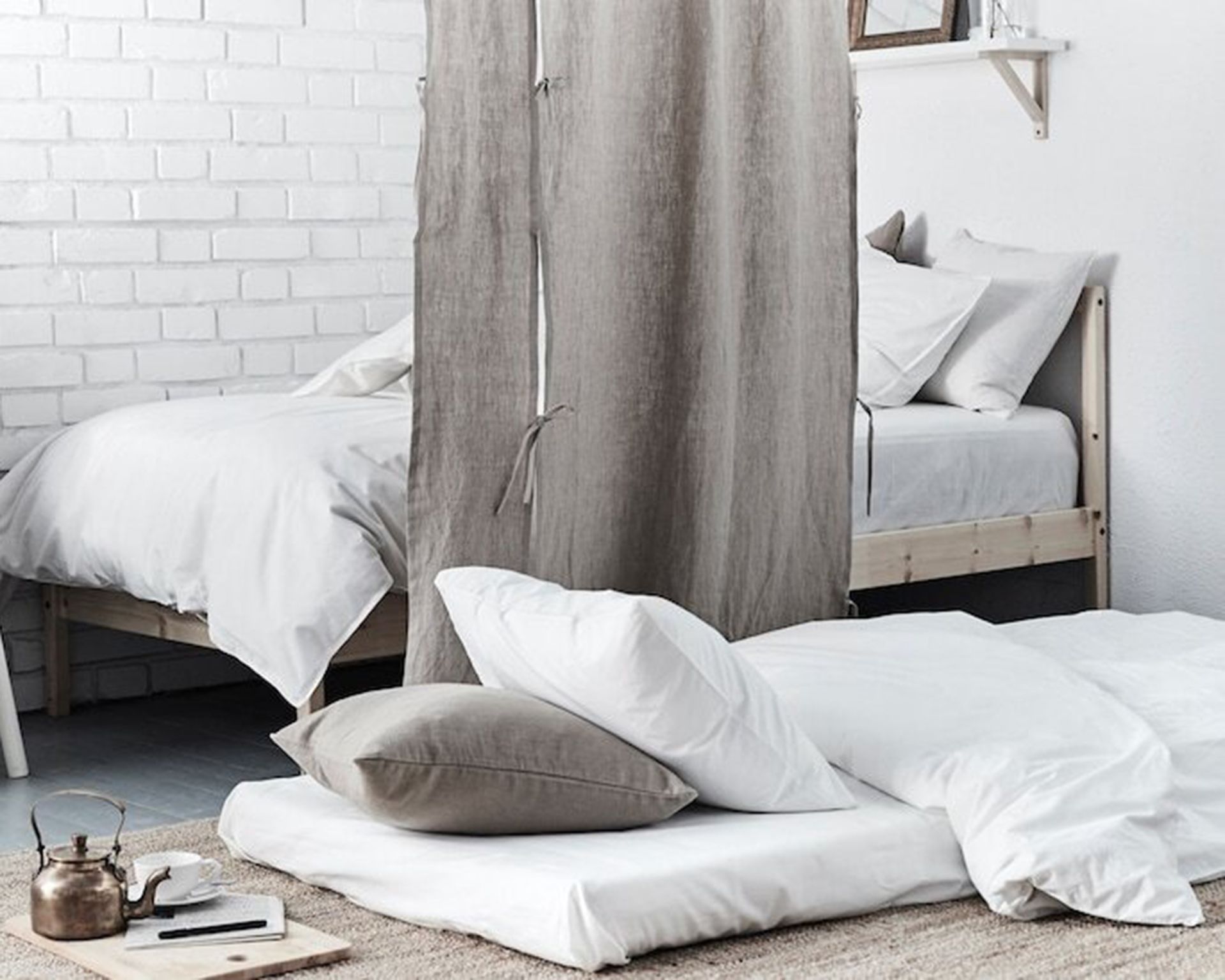 Mattress on floor ideas - 13 ways to forgo a bed frame | Real Homes