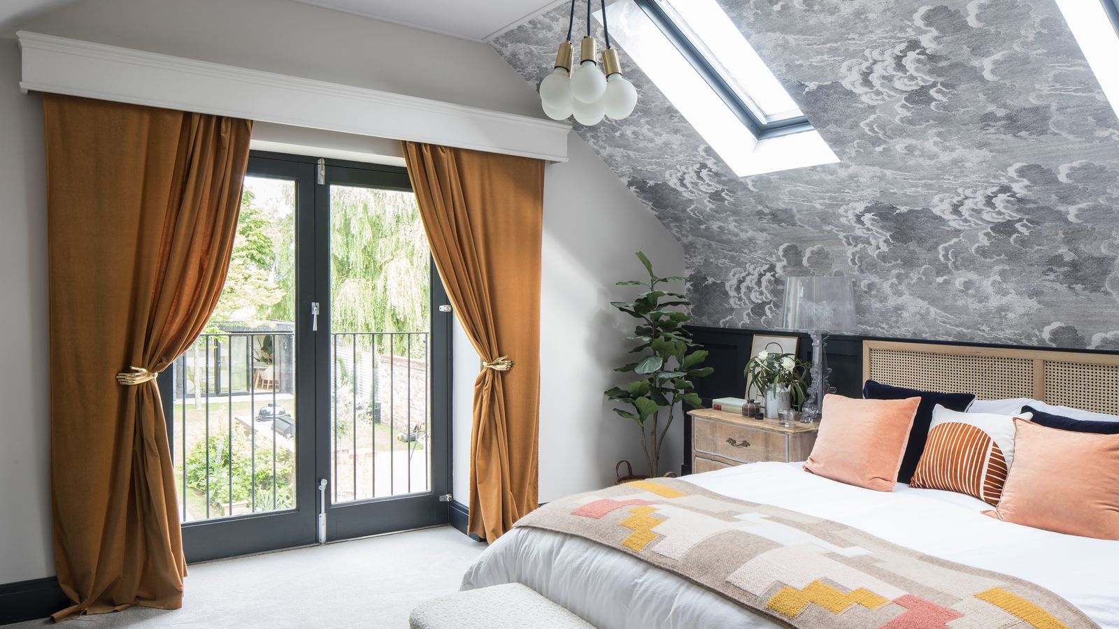 Women's bedroom ideas: 12 feminine and fun schemes | Ideal Home