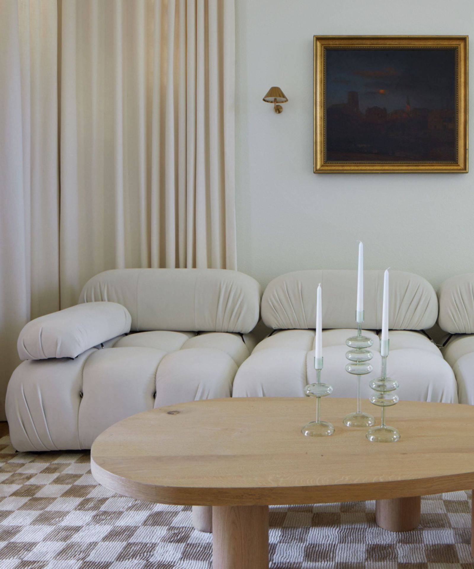 This luxurious Los Angeles-area home exudes earthy elegance and family ...