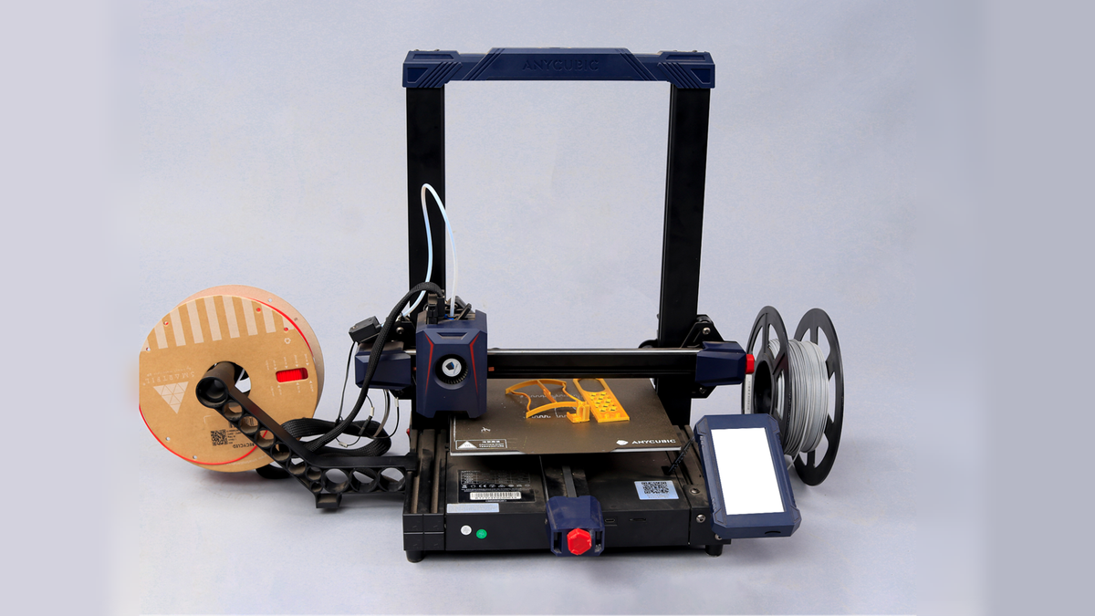 How to Prevent 3D Printer Filament From Tangling | Tom's Hardware