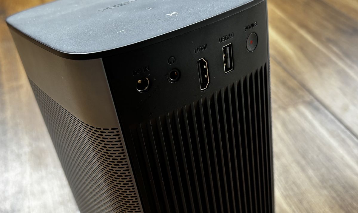 I added this mini projector to my home gaming setup, and it's a game ...