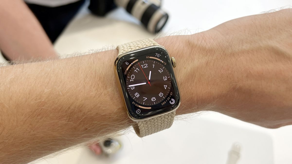 Apple Watch 8 review: the smallest update ever | TechRadar