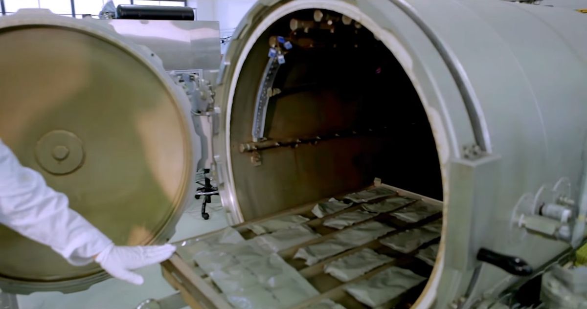 Yum! How Thanksgiving Meals for Astronauts Are Made (Video) | Space