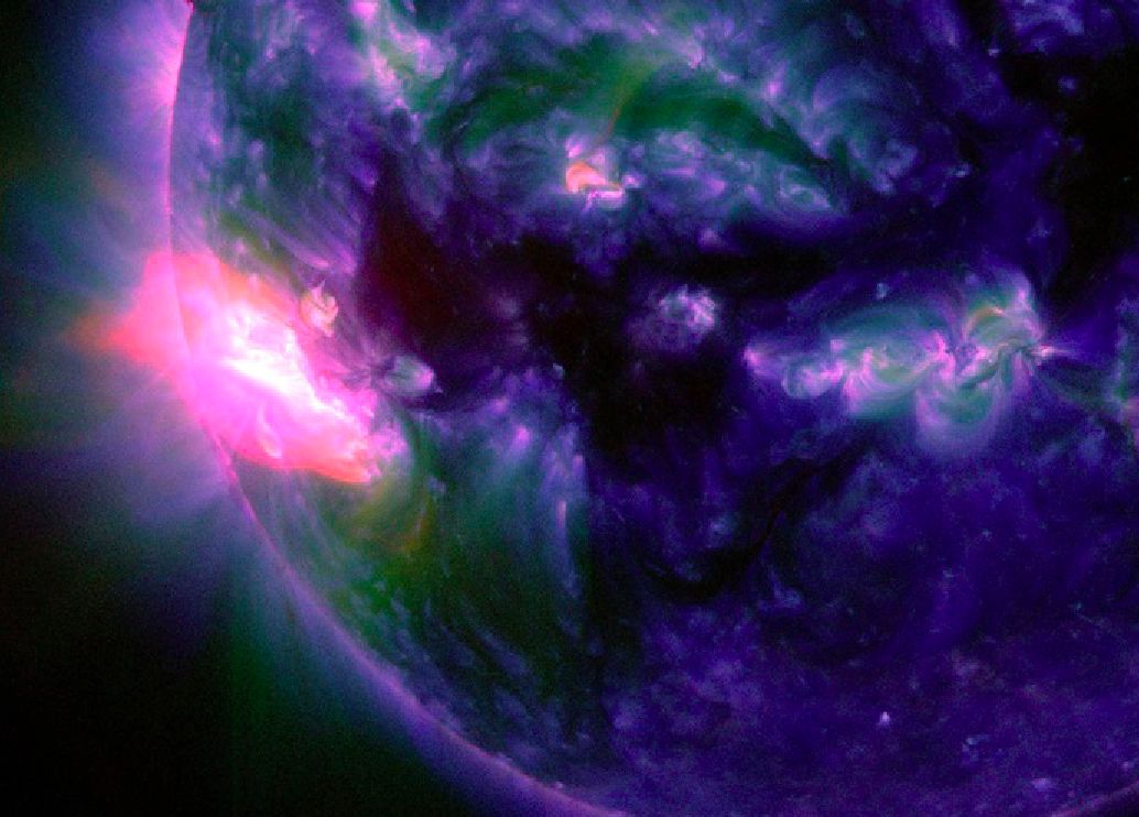 Sun Unleashes Powerful X-Class Solar Flare (Video, Photos) | Space