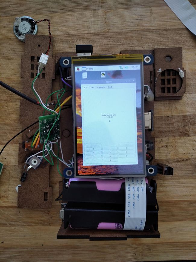 You Can Build This Raspberry Pi-Powered, 4G Linux Phone | Tom's Hardware