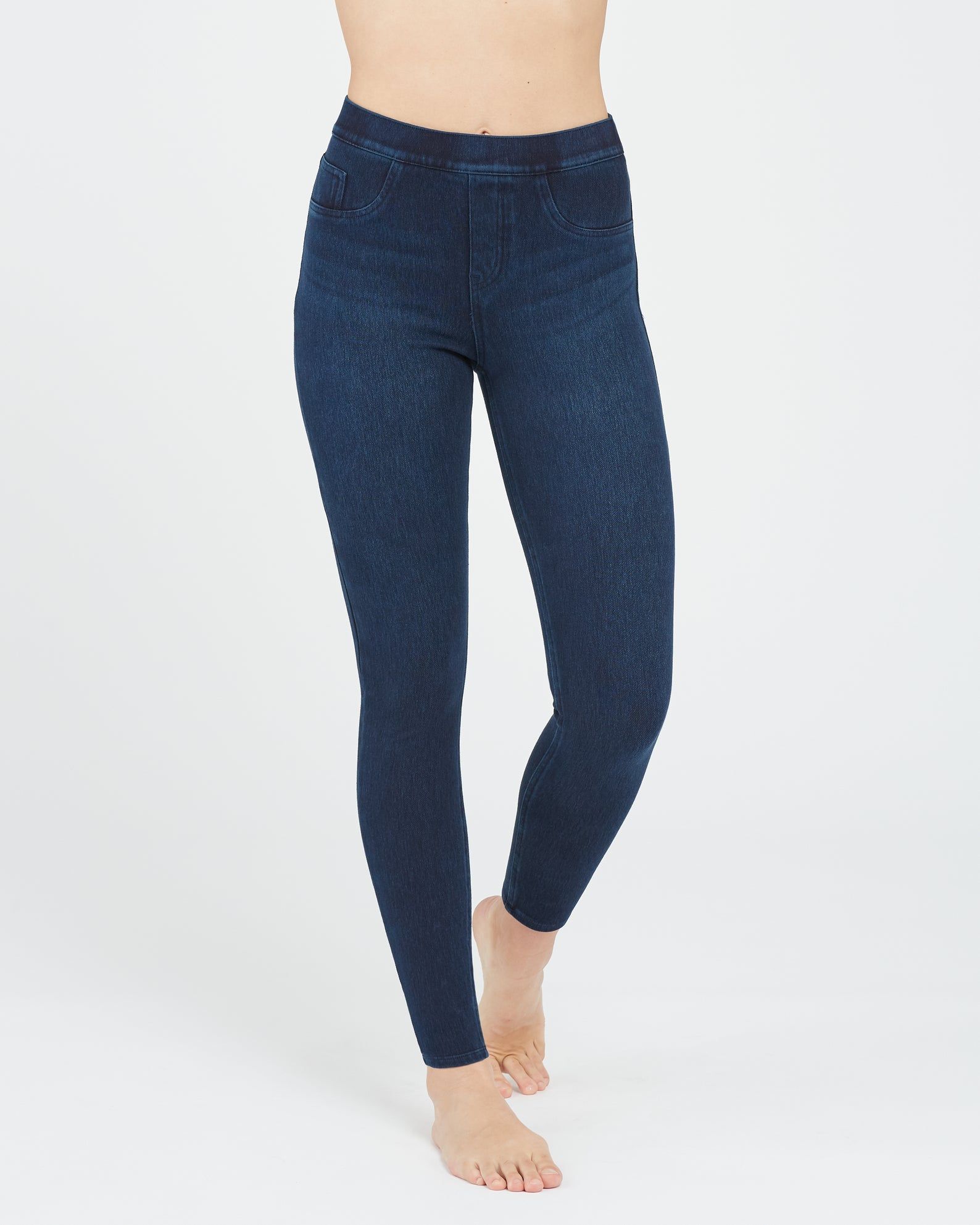 Best leggings with pockets so you can leave your purse home | My ...