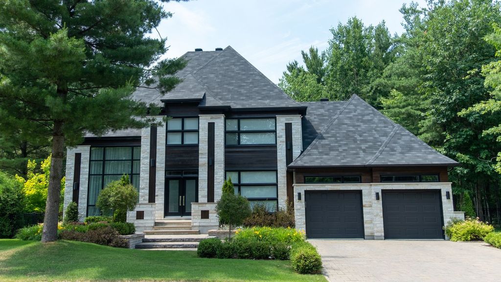 How to get oil stains off a driveway – 5 hacks from experts | Homes and ...