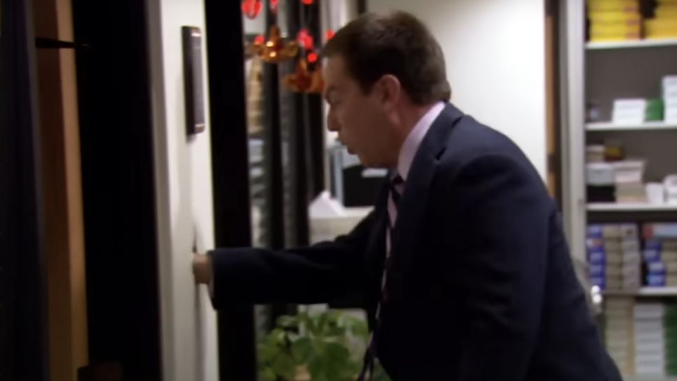 32 Hilarious And Disastrous Pranks From The Office | Cinemablend