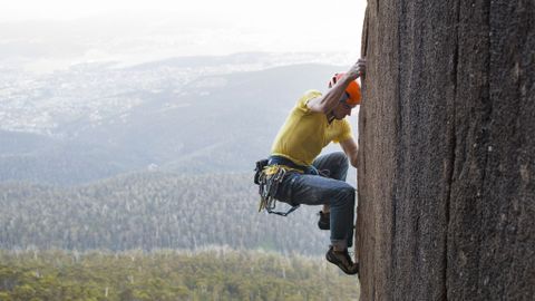A guide to climbing rating systems in the US and Europe | Advnture