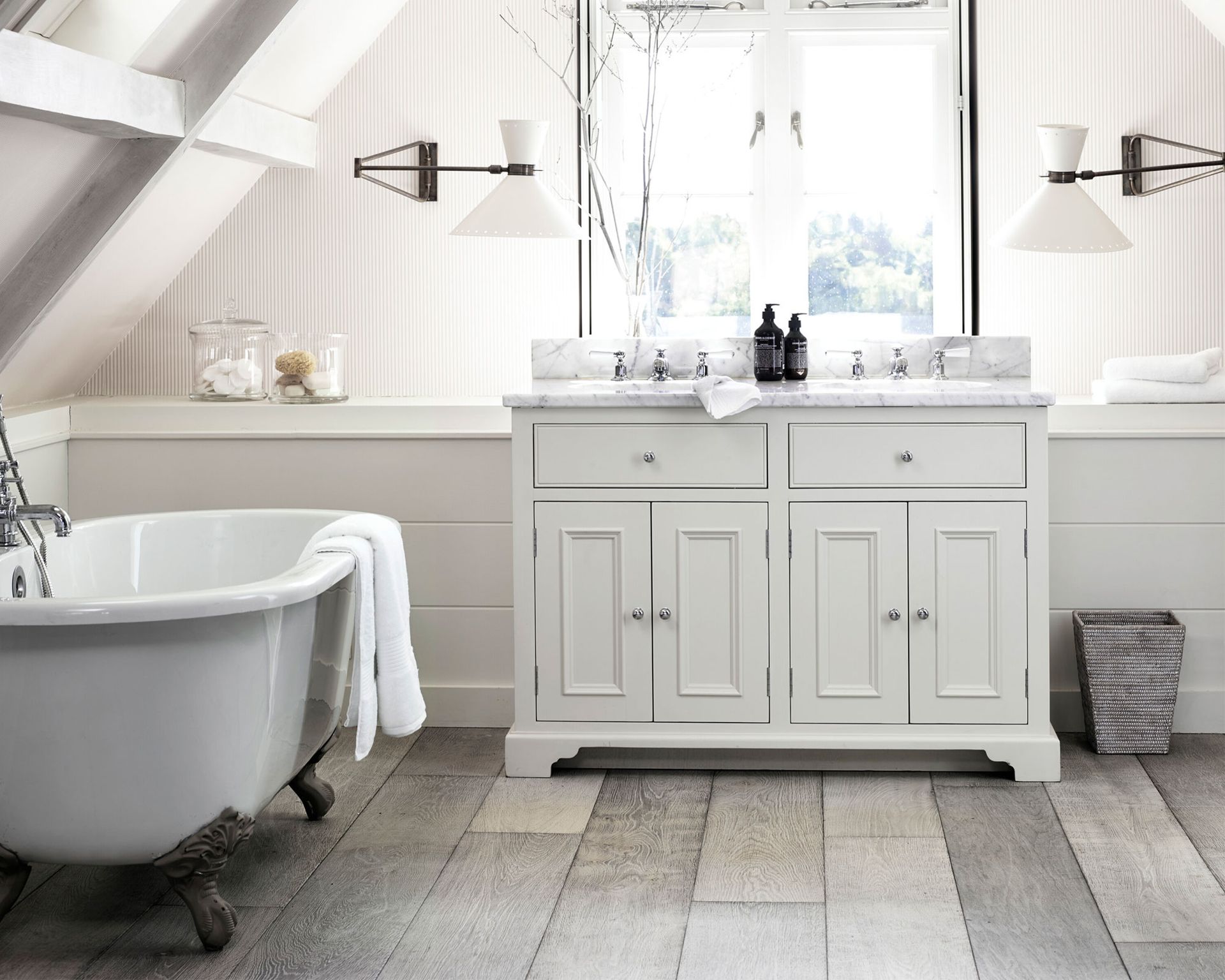 18 bathroom layout ideas interior designers swear by | Homes and Gardens