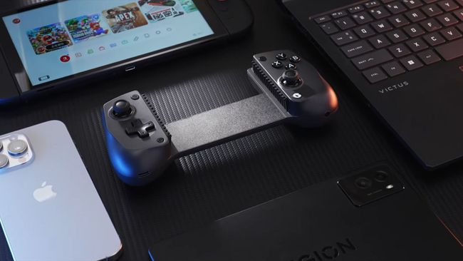 The best mobile controller for gaming 2025 | GamesRadar+