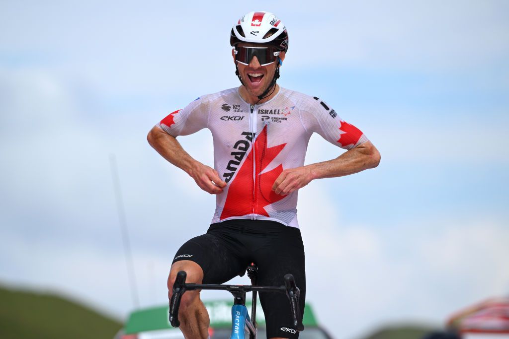 Vuelta a España: Michael Woods conquers Puerto de Ancares for solo win ...