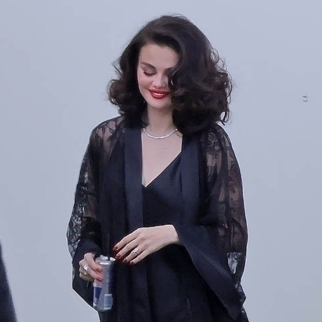 Rihanna's Spicy Savage x Fenty Lingerie Campaign Is the Ultimate Valentine's Day Mood Board ...