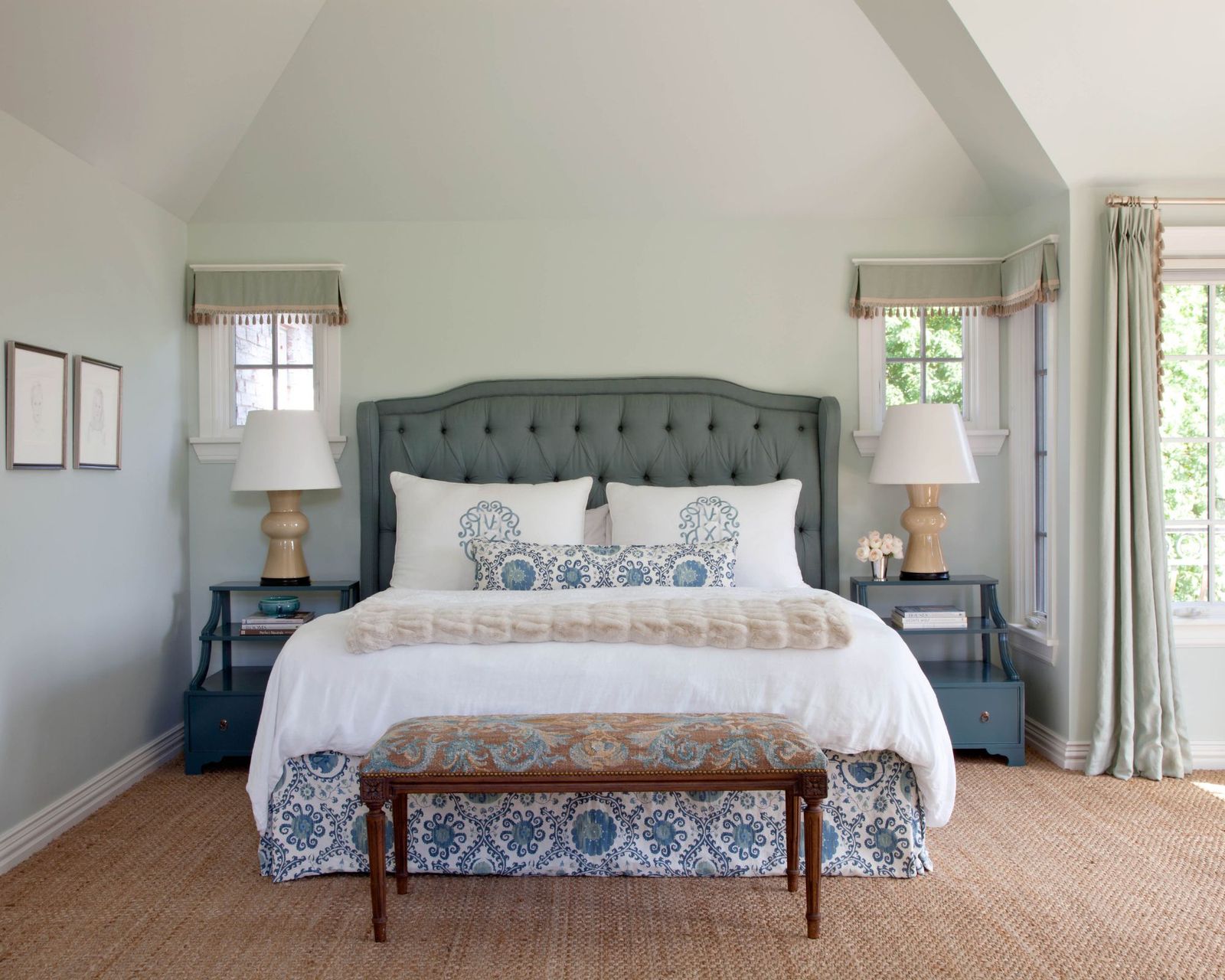5 best colors to paint a ceiling according to designers | Homes and Gardens