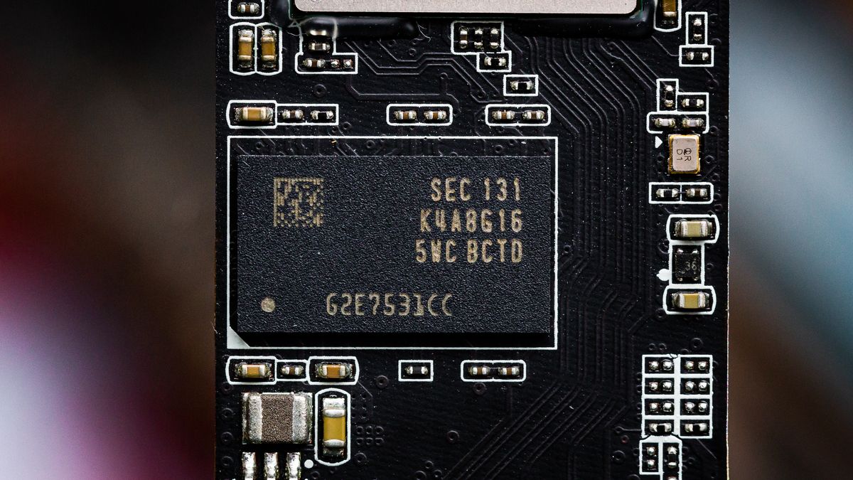Adata Legend 960 SSD Review: Too Little, Too Late | Tom's Hardware
